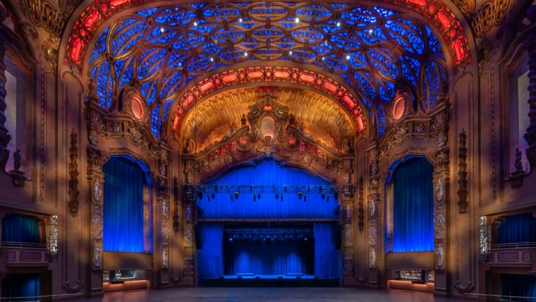 Building Tour: Paramount Theater - Calendar - AIA New York / Center for ...